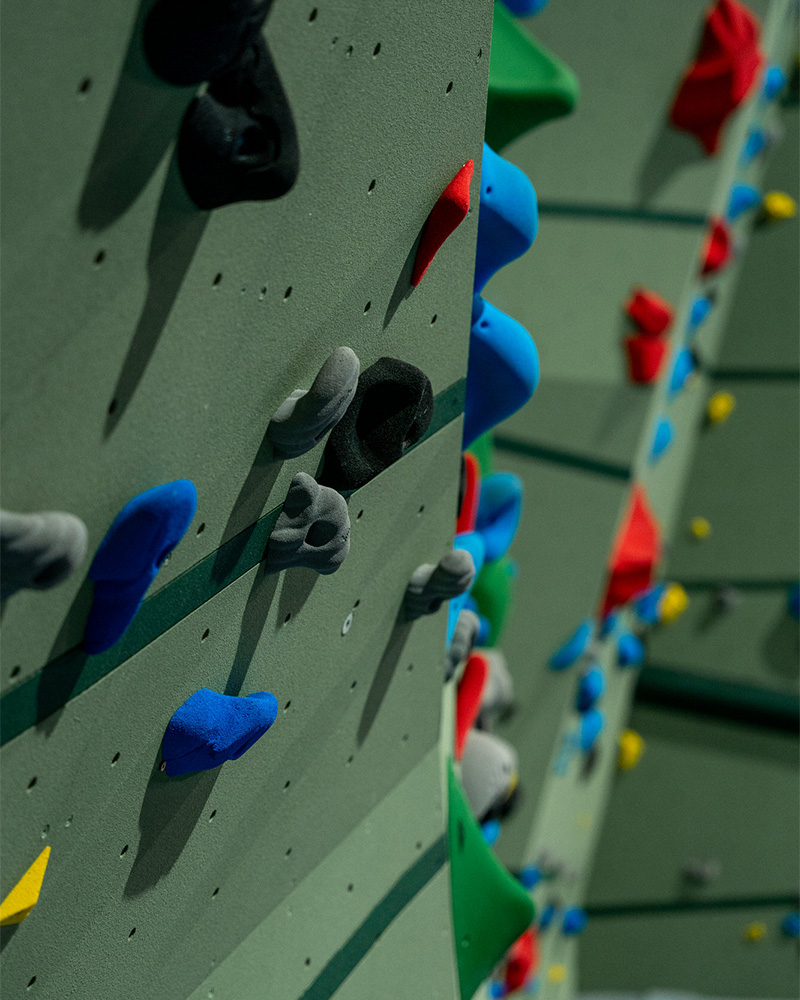 Indoor Climbing & Bouldering in Scotland – Gleneagles