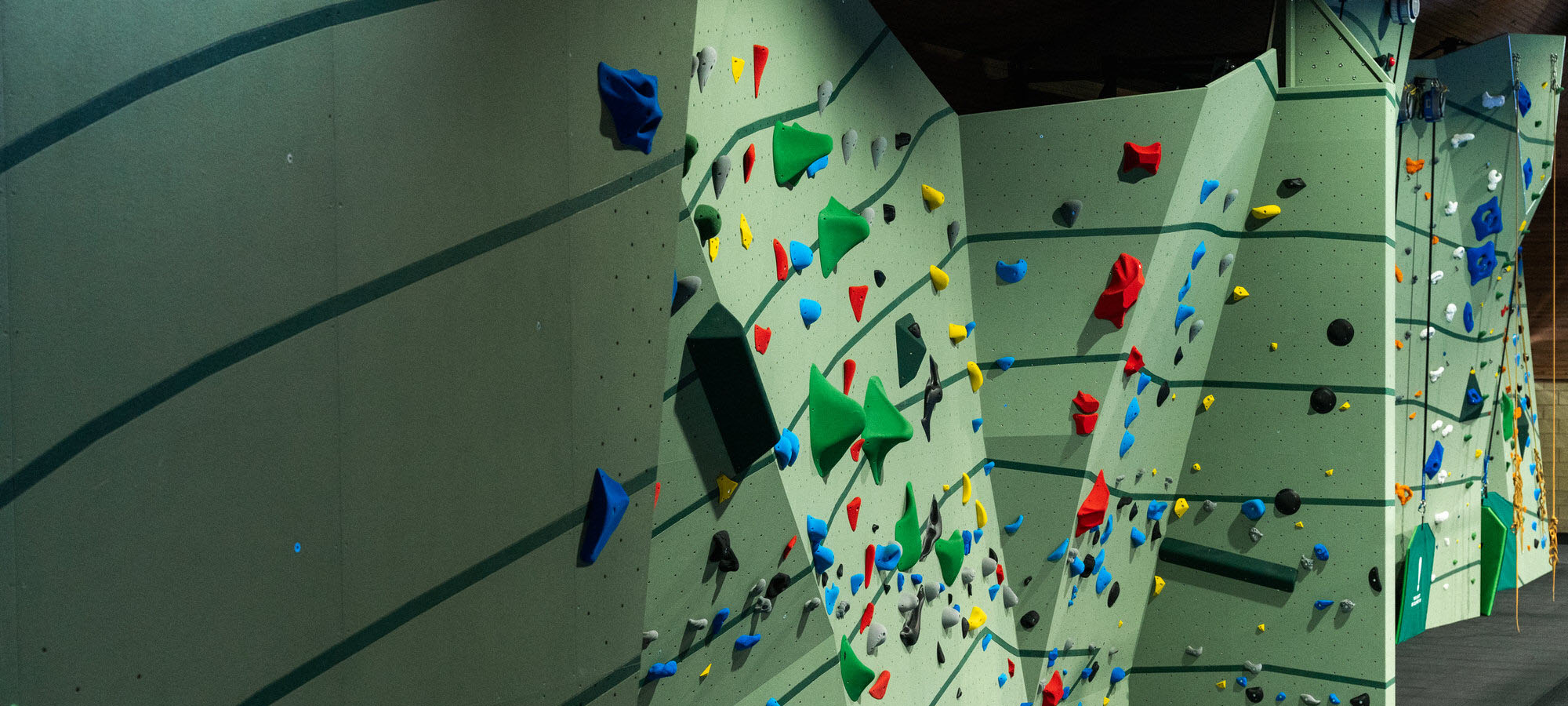 Indoor Climbing & Bouldering in Scotland – Gleneagles